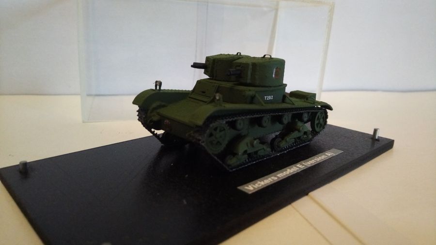 Британский танк Vickers model E (version A) в масштабе 1/72